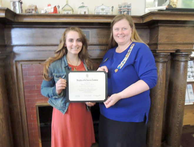 Dar Award Winner News Sports Jobs The Daily News